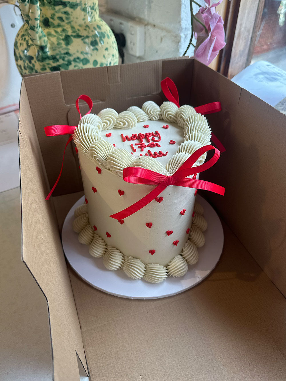 Cutie Simple Vintage Heart Cake - Melbourne | Yummelia