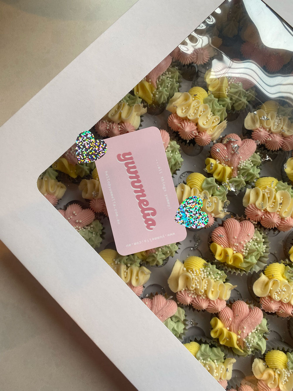 Custom Mini Branded Cupcakes - Melbourne | Yummelia
